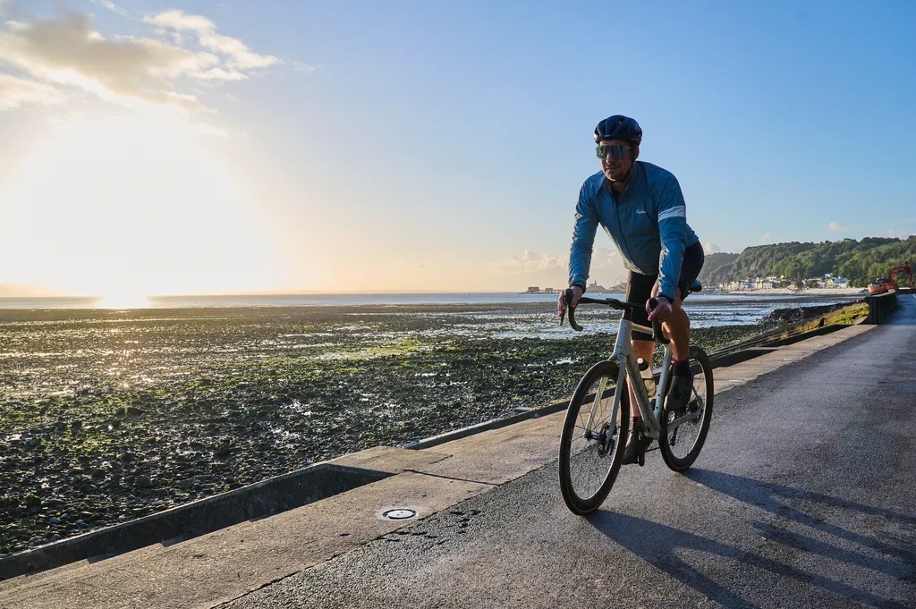 The Benefits of Cycling: 4 Reasons to Pick Up Cycling as A Primary ...